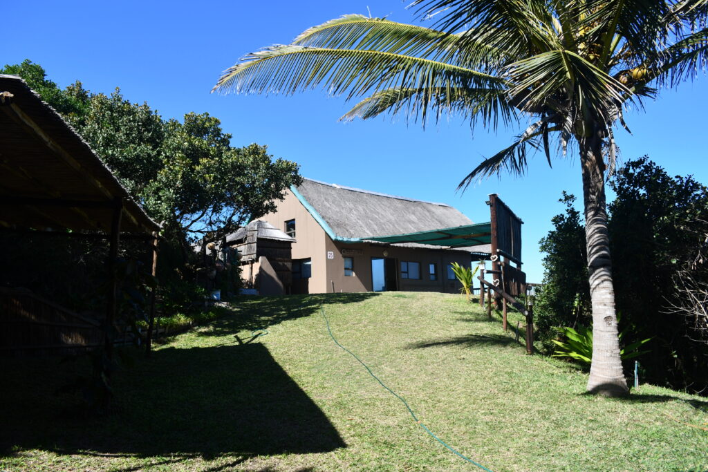 Home - Park Chidenguele Lodge